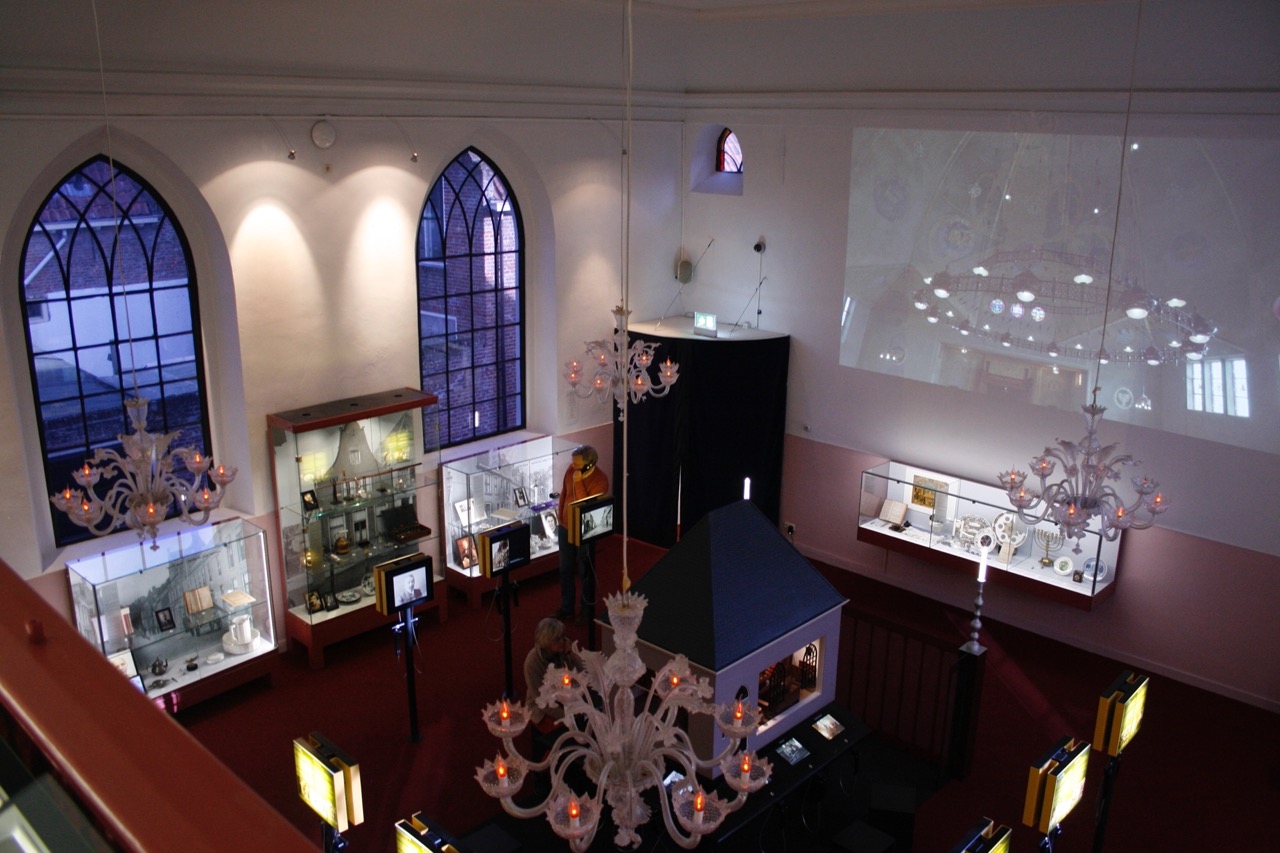 Museum Sjoel Elburg – Unieke choemasj voor Museum Sjoel Elburg